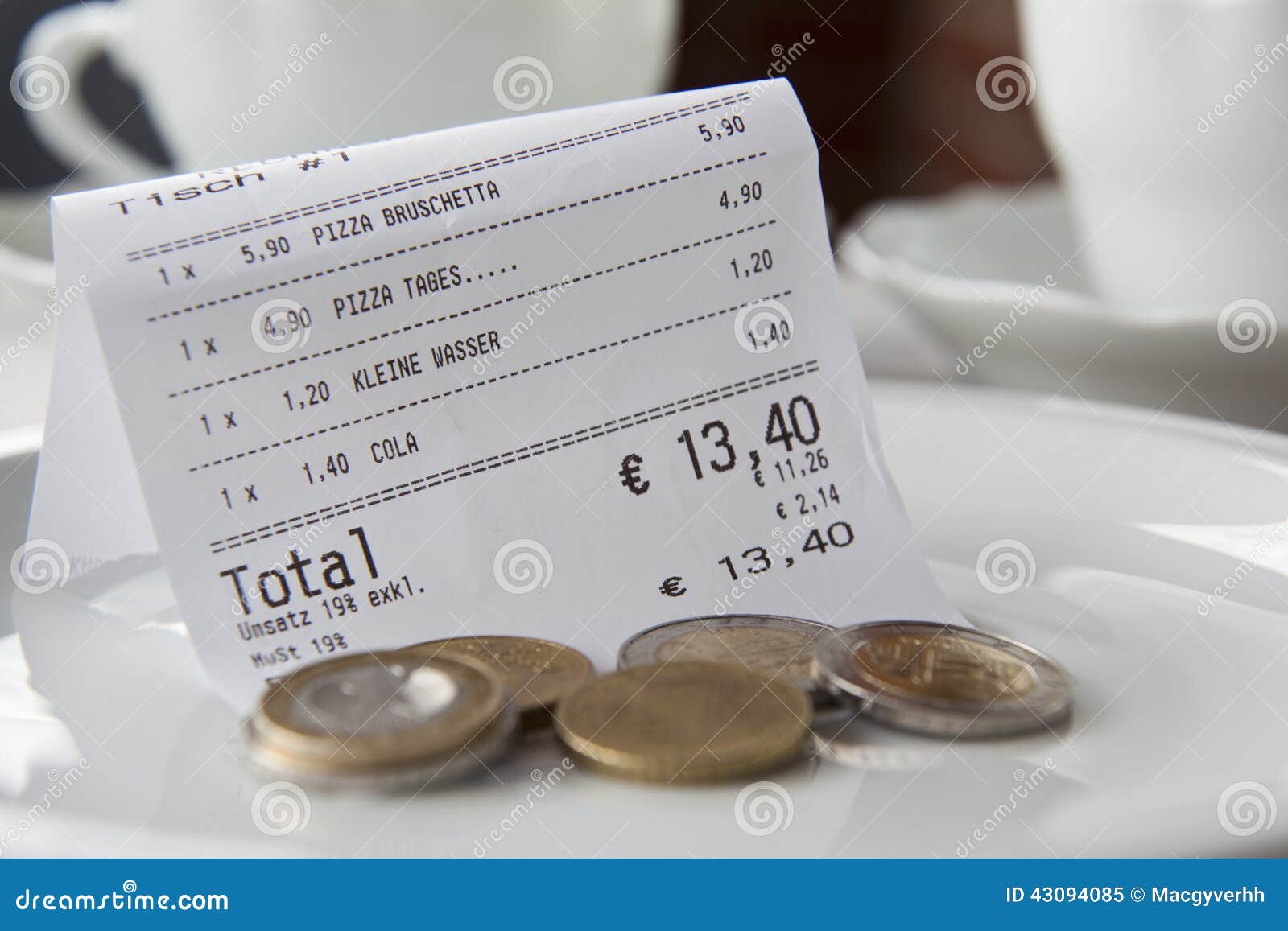 How much tip stock image. Image of drinks, bill, money - 43094085