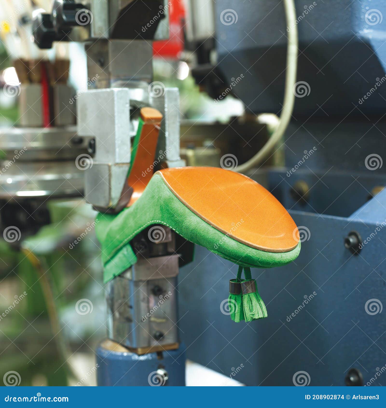 How to build a shoe stock photo. Image of shoemaker - 208902874