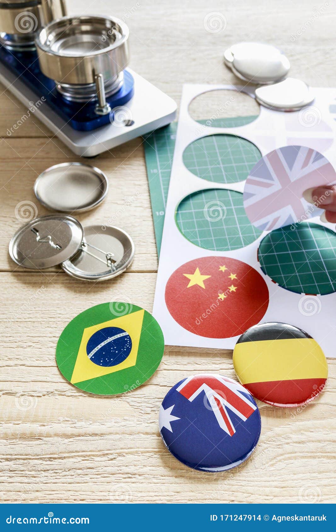 How To Make Button Badges With Different Country Flags Royalty-Free ...