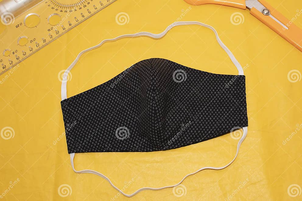 How To Make a Protective Face Mask at Home from Fabric, Step-by-step ...