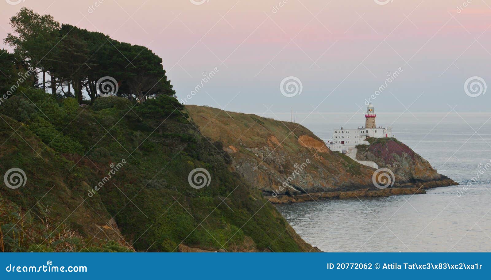 Howth peninsula lighthouse stock photo. Image of park - 20772062