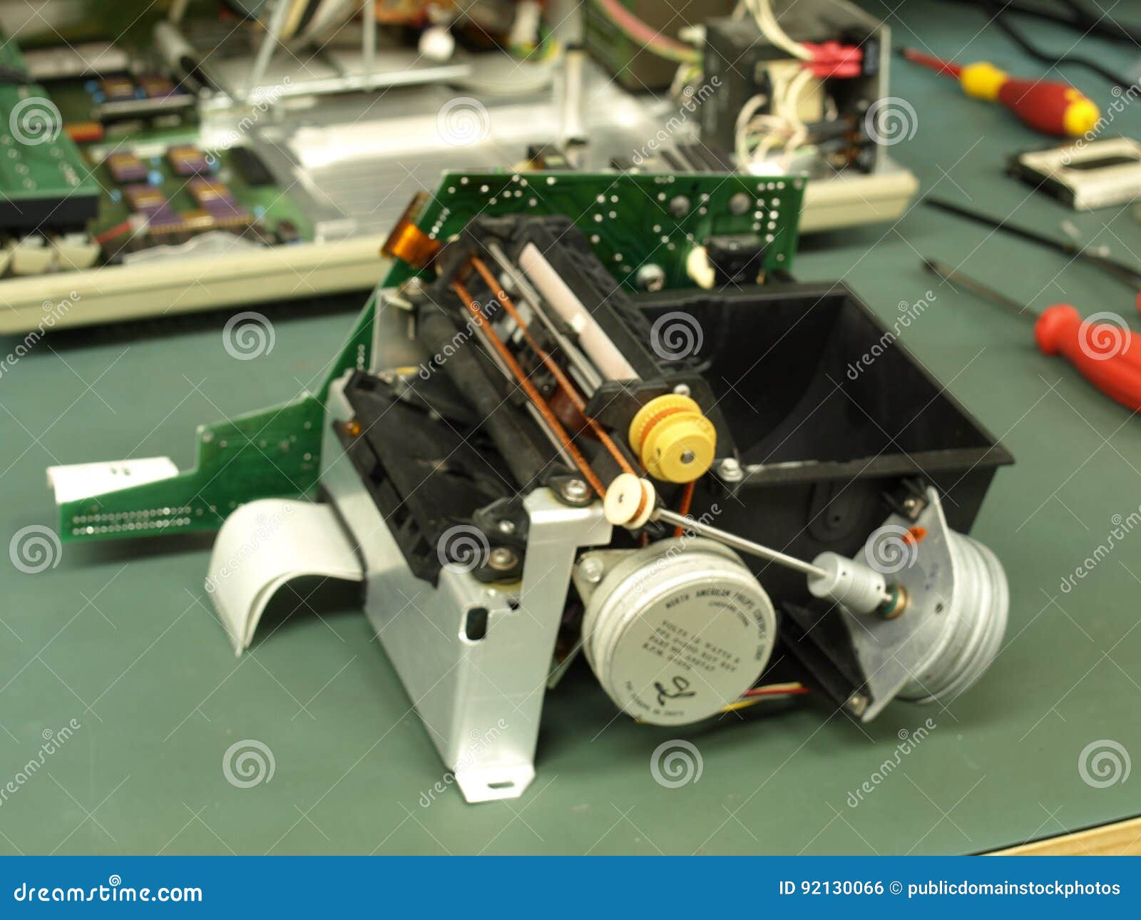 HP85 Computer Teardown Picture. Image: 92130066