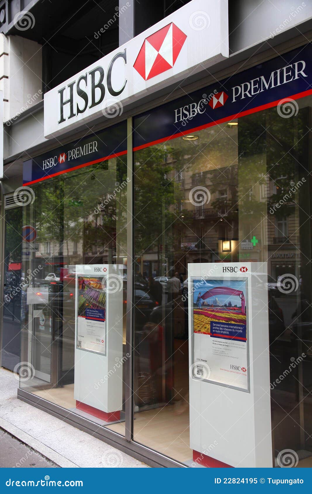 HSBC Bank editorial image. Image of finance, branch, company - 22824195