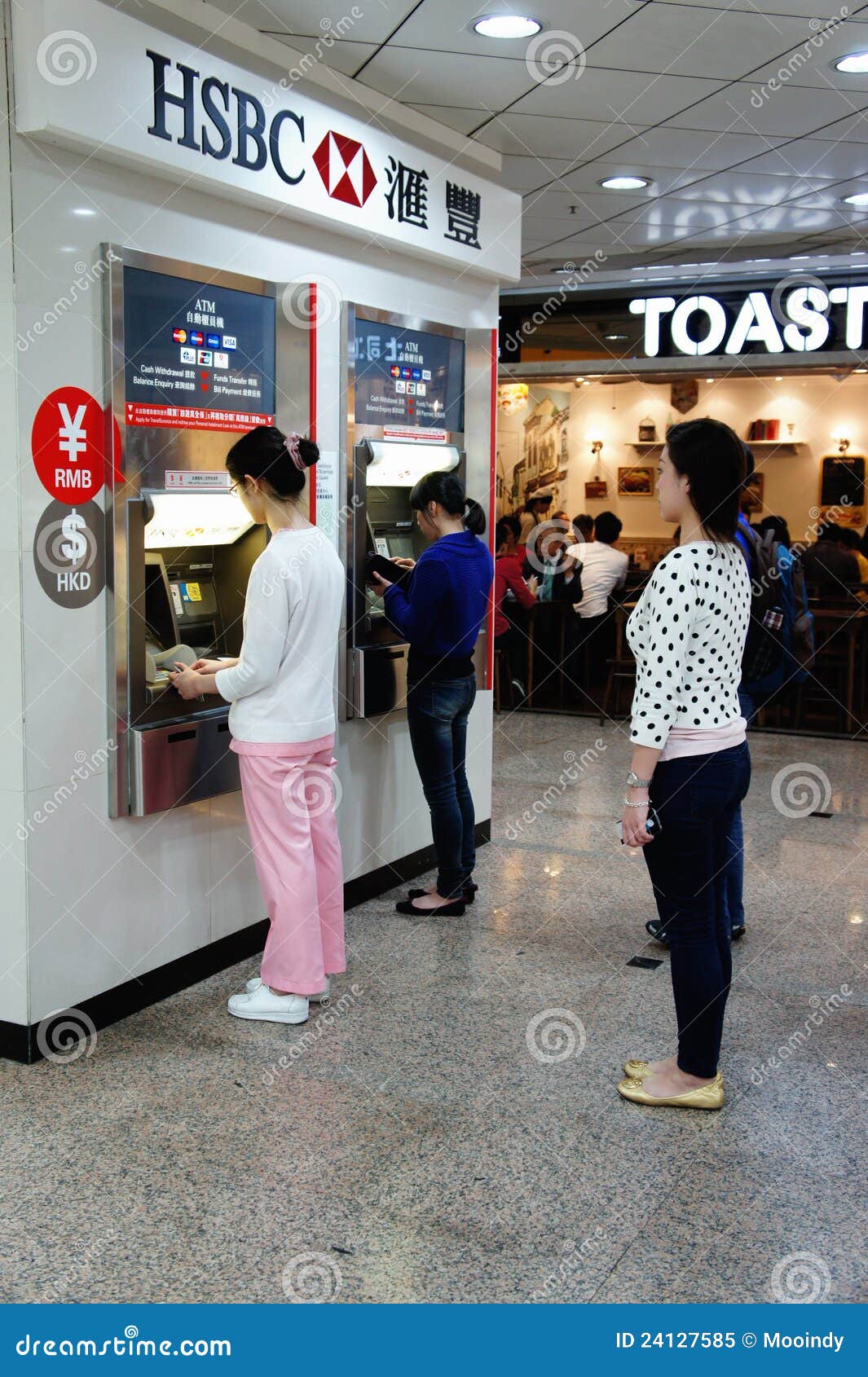 HSBC in Hong Kong editorial image. Image of night, signs - 24127585