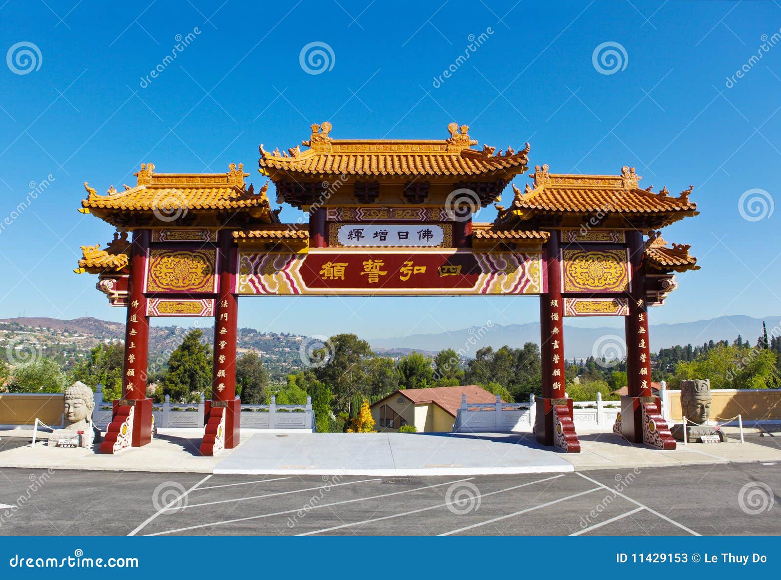 Hsi Lai Temple Gate stock image. Image of chinese, east - 11429153