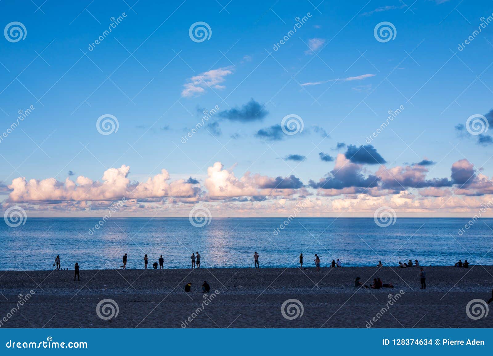 The Hualien Beach in Taiwan Editorial Stock Image - Image of blue ...