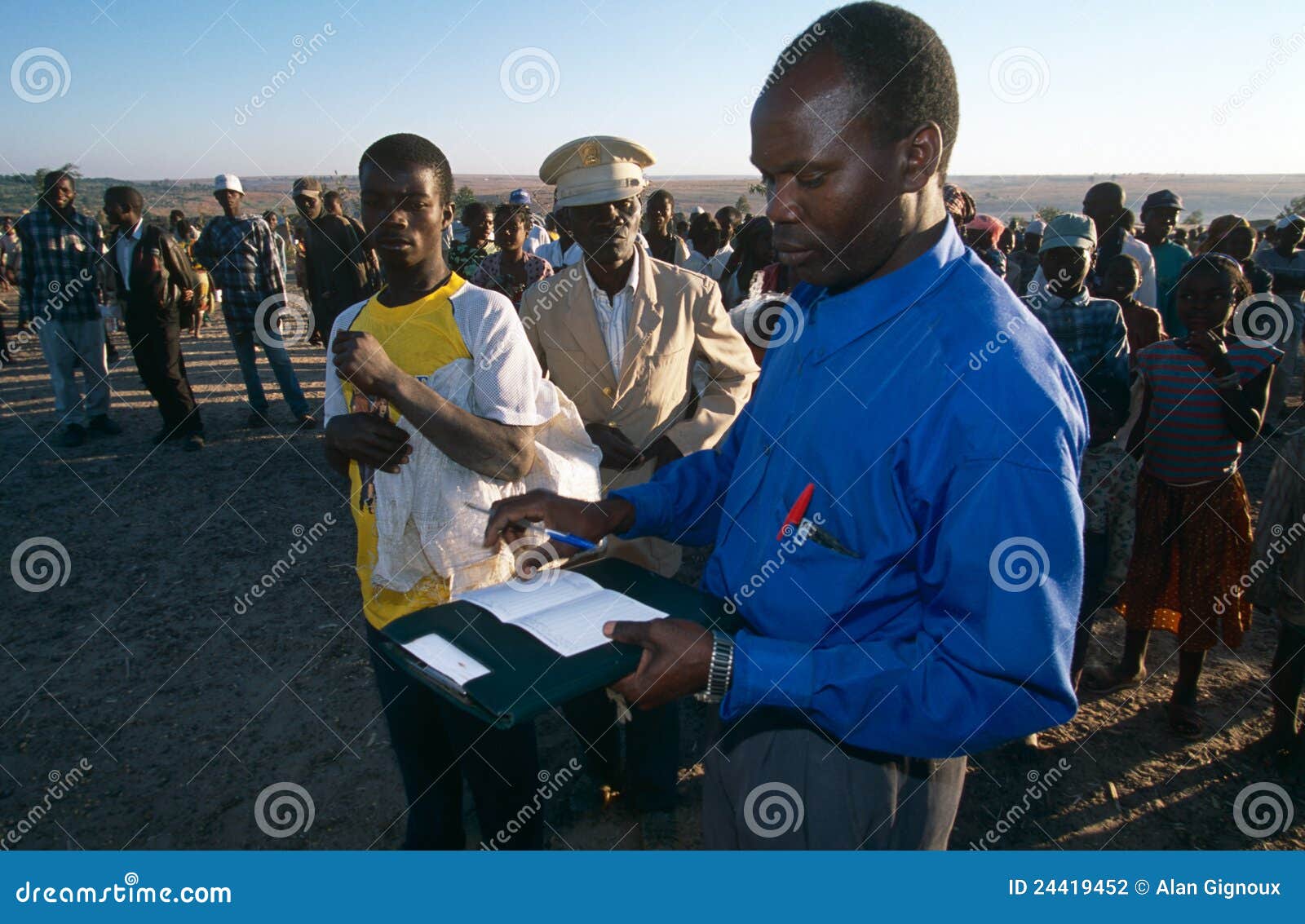 Huambo, Angola fotografía editorial. Imagen de desplazado - 24419452