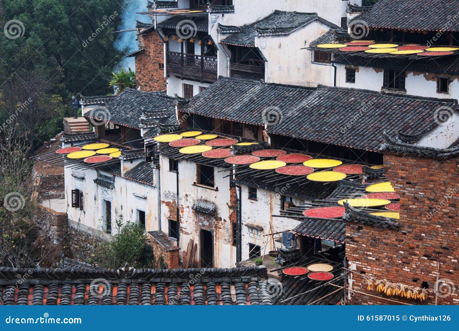Huang Ling sun qiu stock image. Image of ancient, wuyuan - 61587015