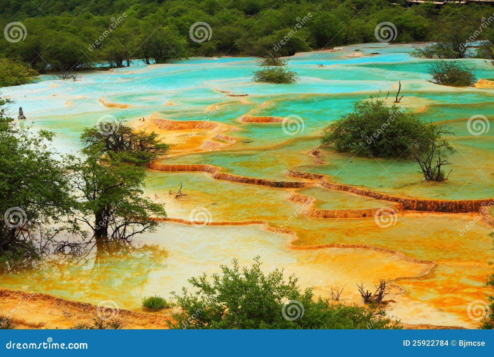 Huanglong five color pond stock photo. Image of jiuzhaigou - 25922784