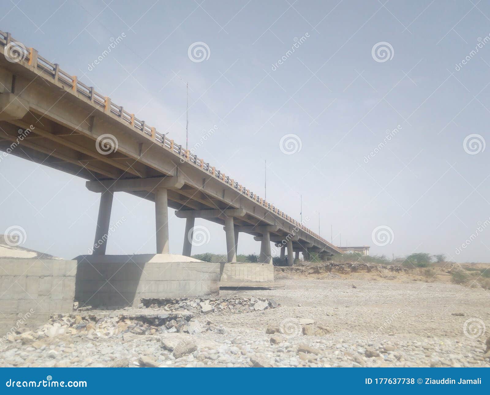 Hub river bridge stock photo. Image of pakistan, bridge - 177637738