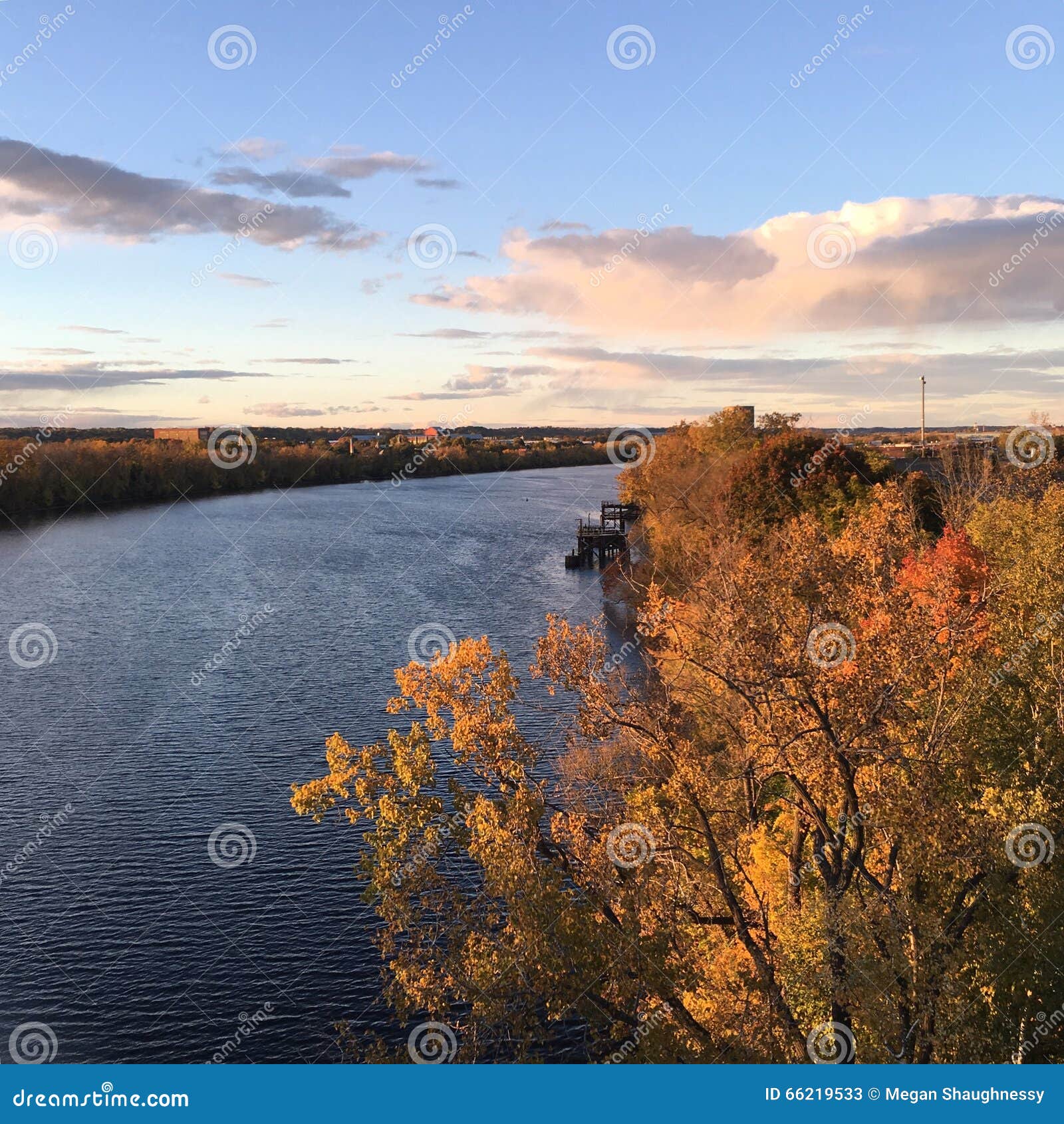 Hudson River in the Fall stock image. Image of hudson - 66219533