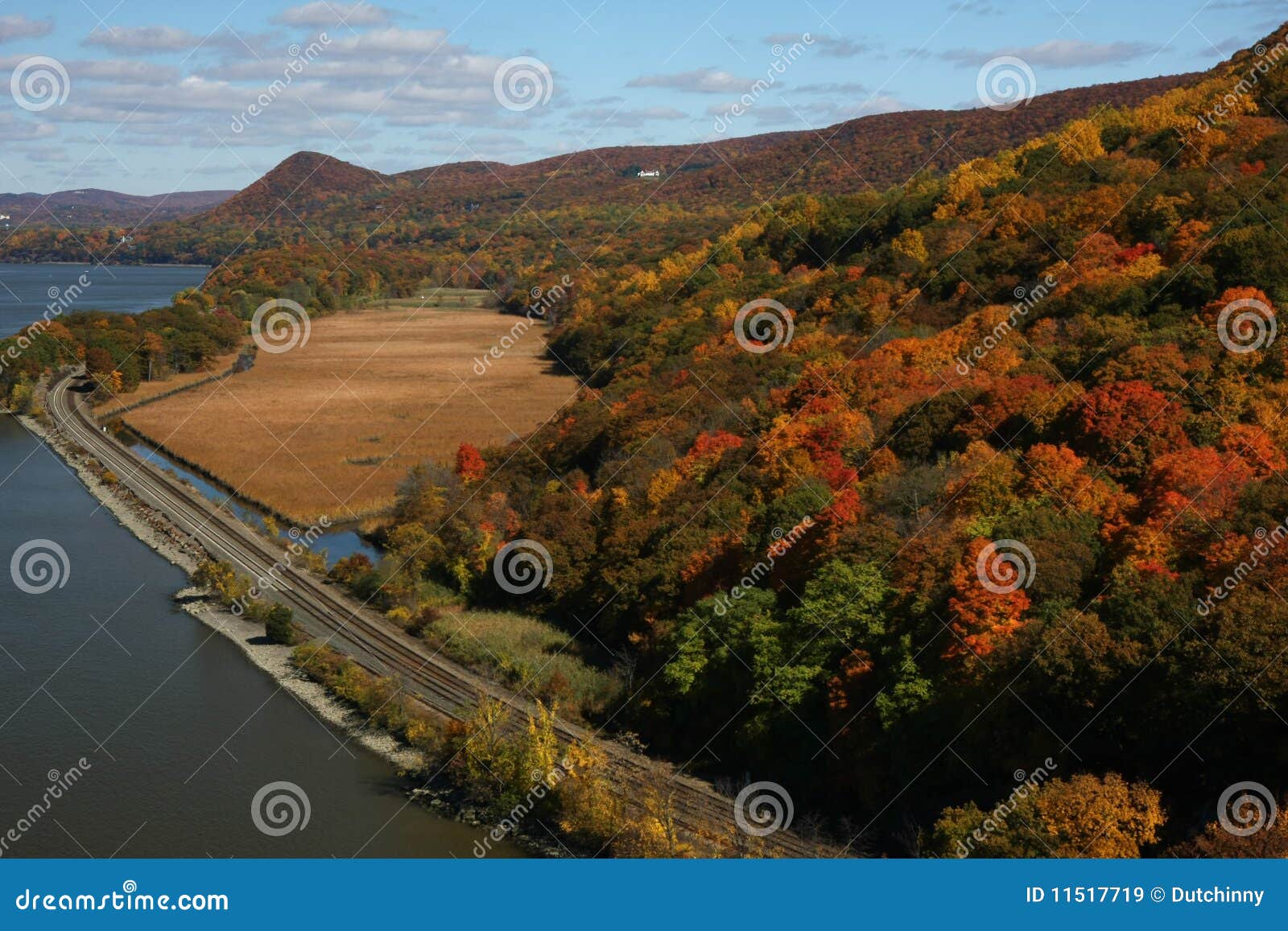 Hudson river fall vista stock image. Image of relax, beauty - 11517719