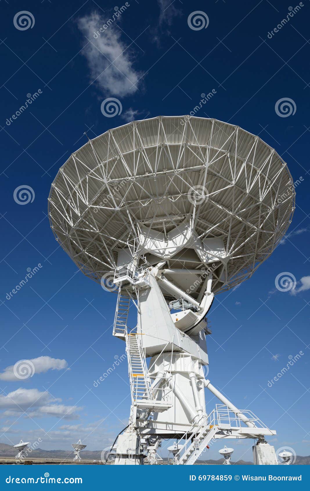 Huge Antenna Dish at Very Large Array Stock Image - Image of experiment ...