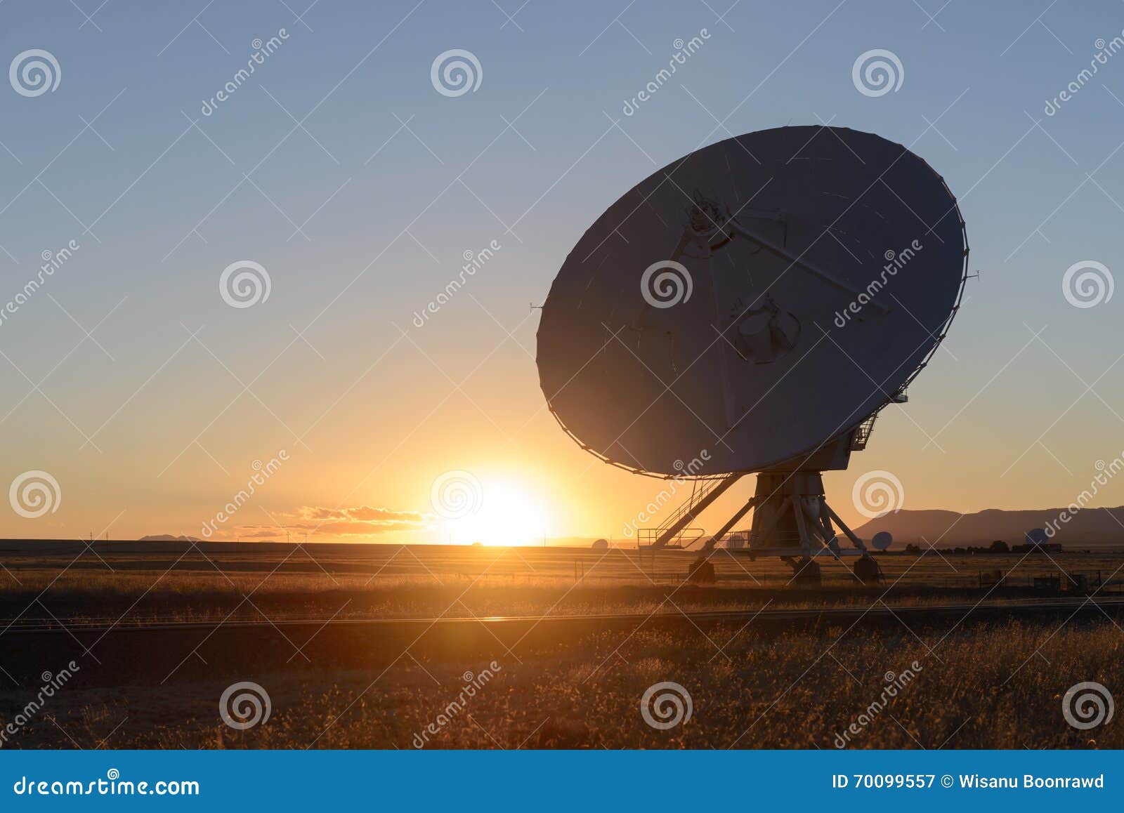 Huge Antenna Dish at Very Large Array Stock Image - Image of magdalena ...