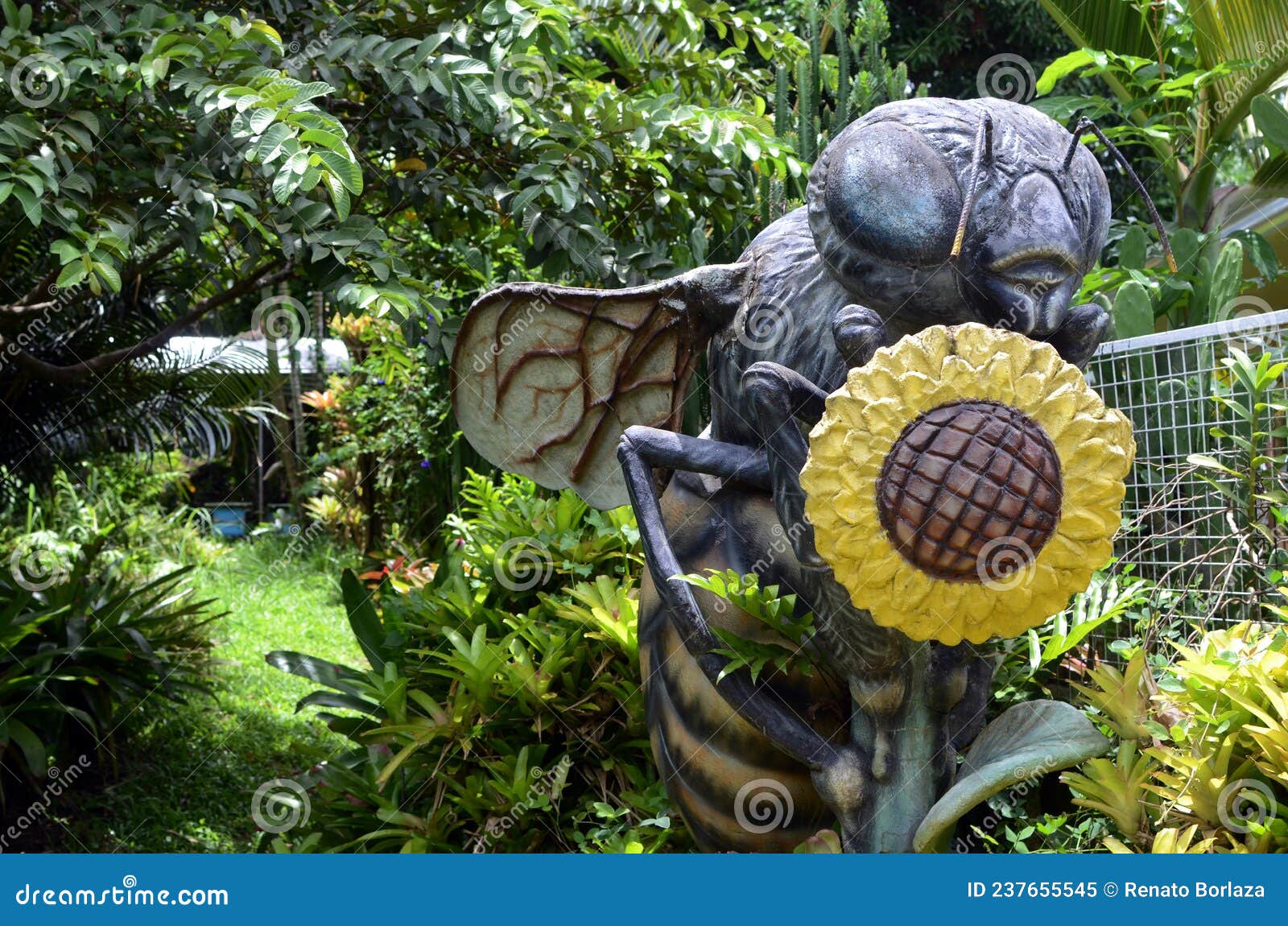 Huge Bee Cement Statue Built at the Entrance of a Private Bee Farm ...