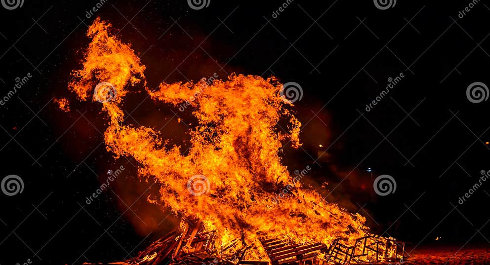 Huge Bonfire on the Beach at Night Stock Photo - Image of heat, blaze ...