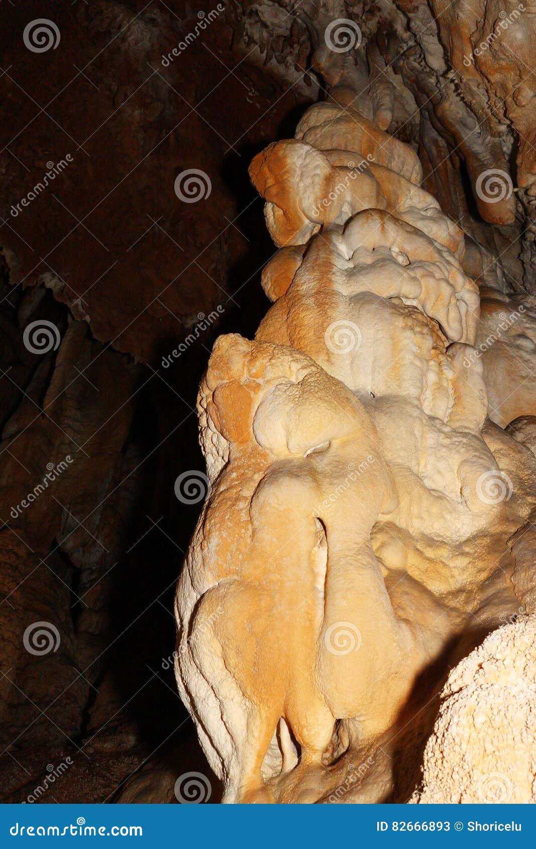Huge Calcite Formation in a Cave Stock Image - Image of iron, geology ...