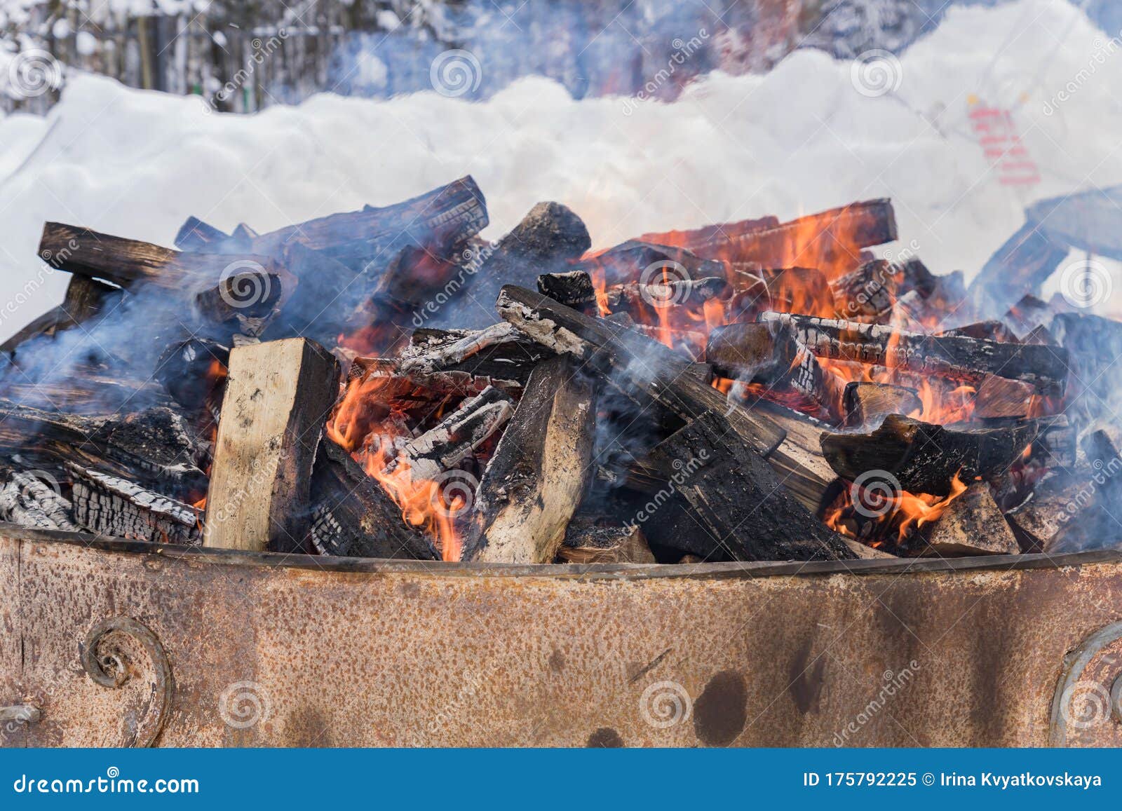 Huge campfire closeup stock image. Image of heat, closeup - 175792225