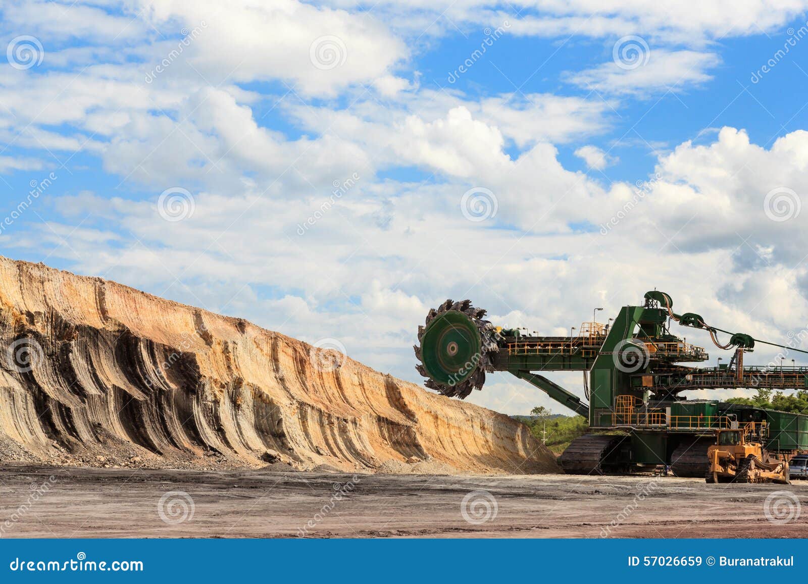 Huge Coal Mining Coal Machine Stock Image - Image of belt, environment ...