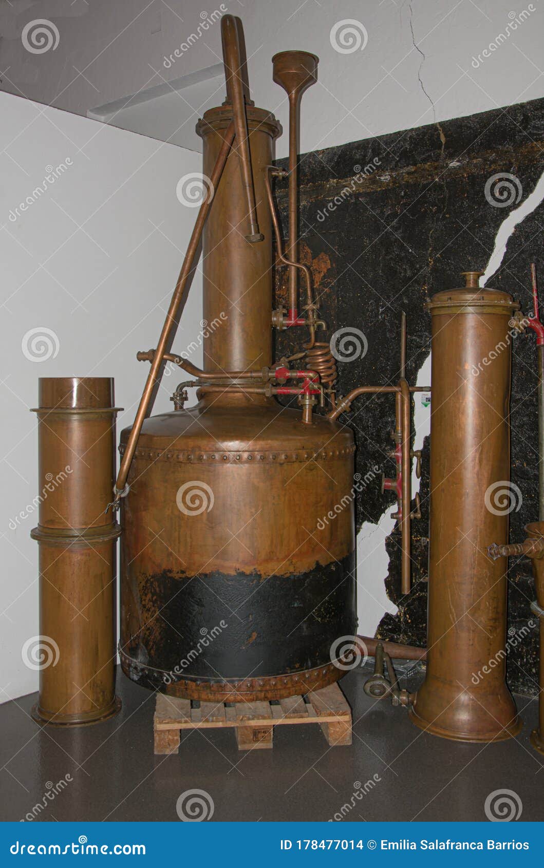 Huge Copper Color Distillation Machine Stock Photo - Image of machine ...