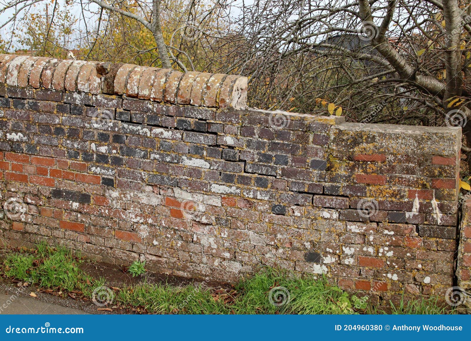 Huge Cracks and Missing Bricks on an Old Brick Wall Stock Photo - Image ...