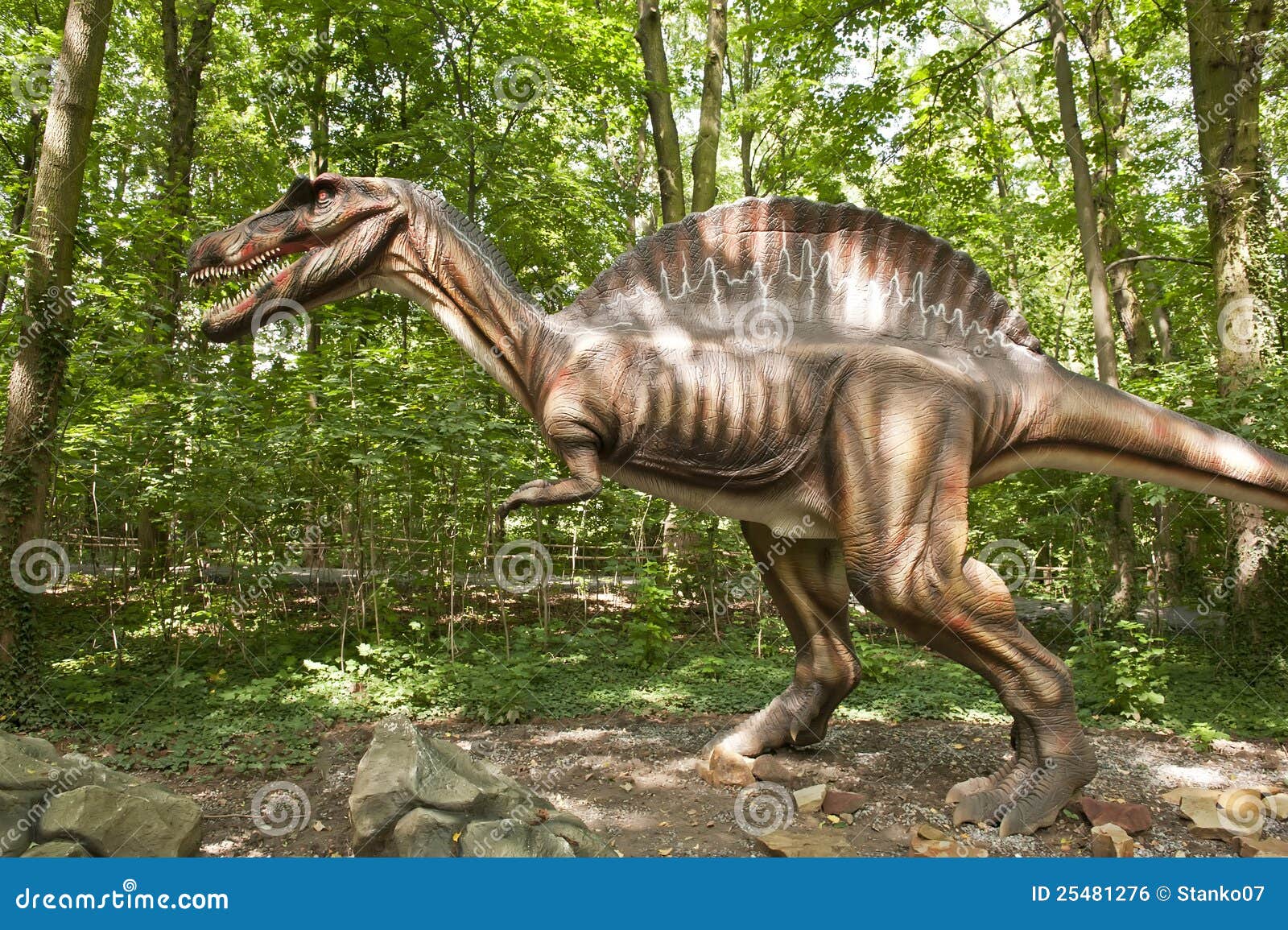 Huge Dinosaur Royalty Free Stock Image - Image: 25481276