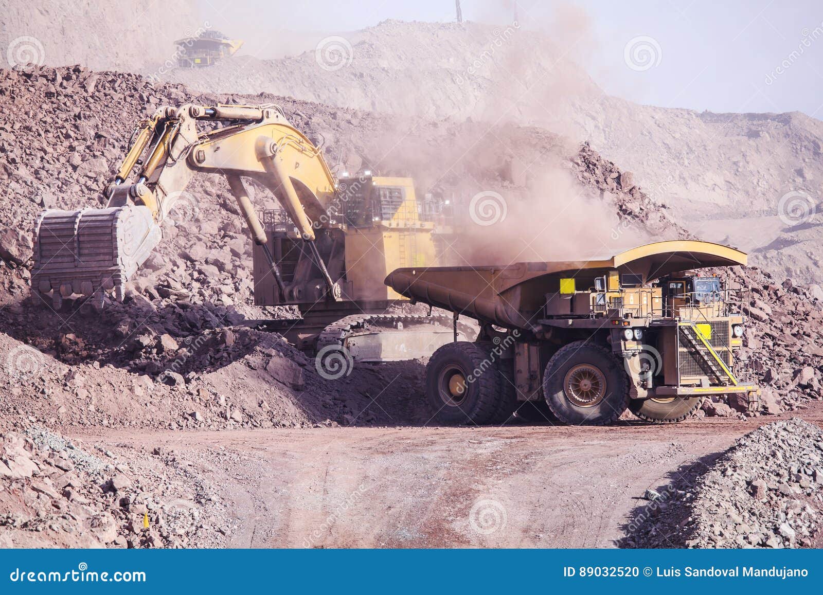 Huge Excavator. Mining stock photo. Image of industrial - 89032520