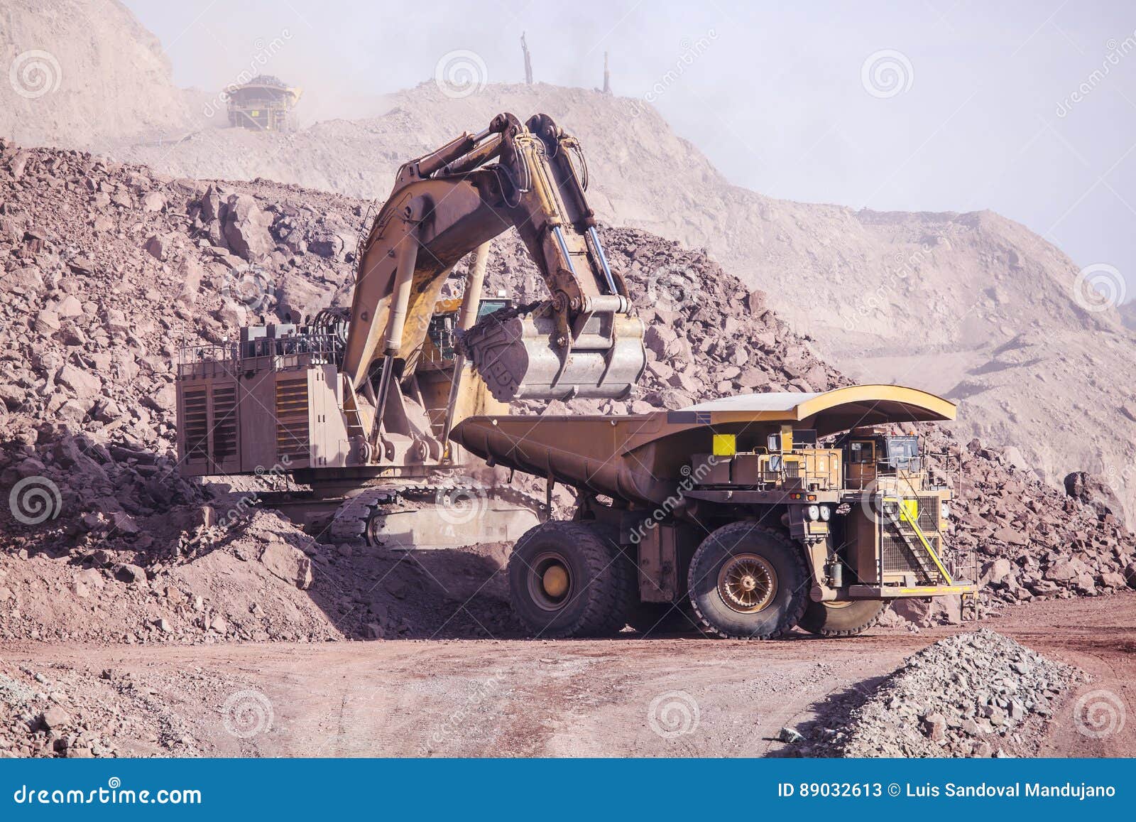 Huge Excavator. Mining stock image. Image of mining, pick - 89032613