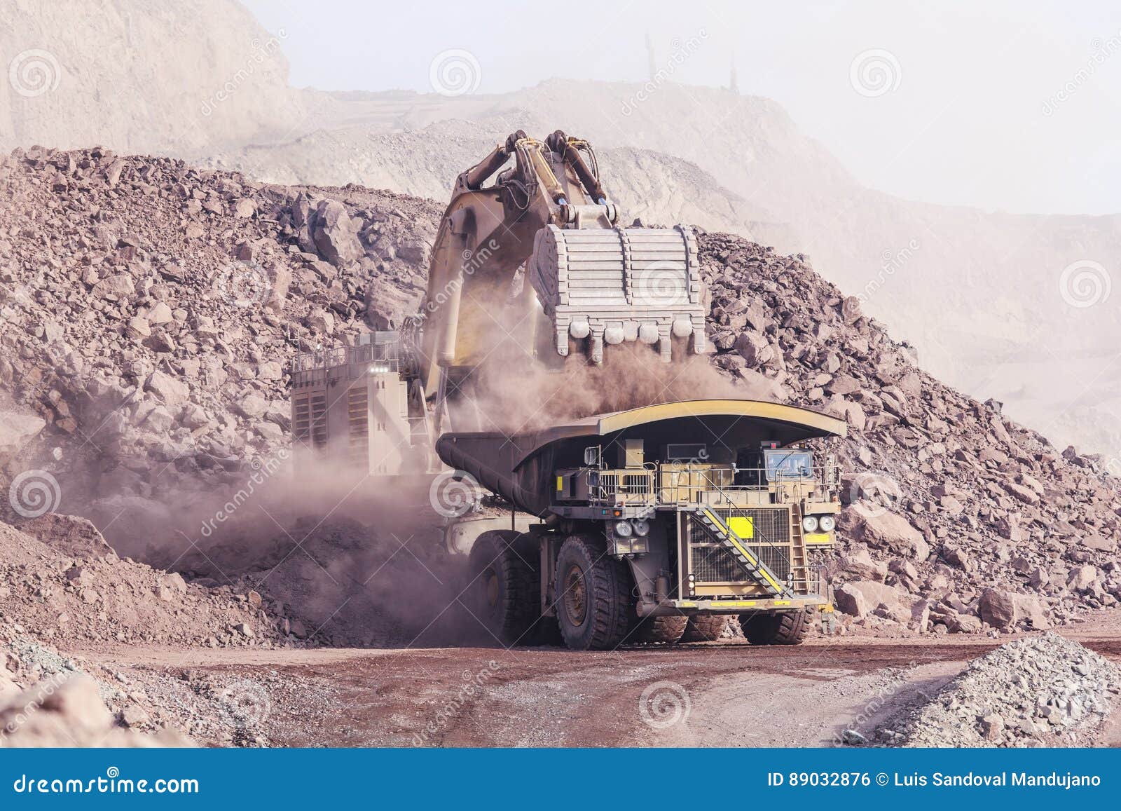 Huge Excavator. Mining stock photo. Image of hopper, equipment - 89032876