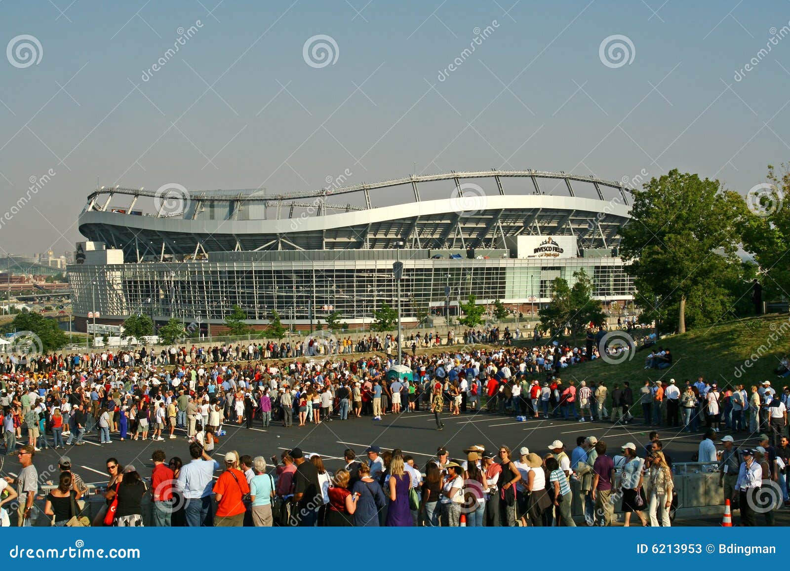 Huge Lines at DNC editorial stock photo. Image of african - 6213953