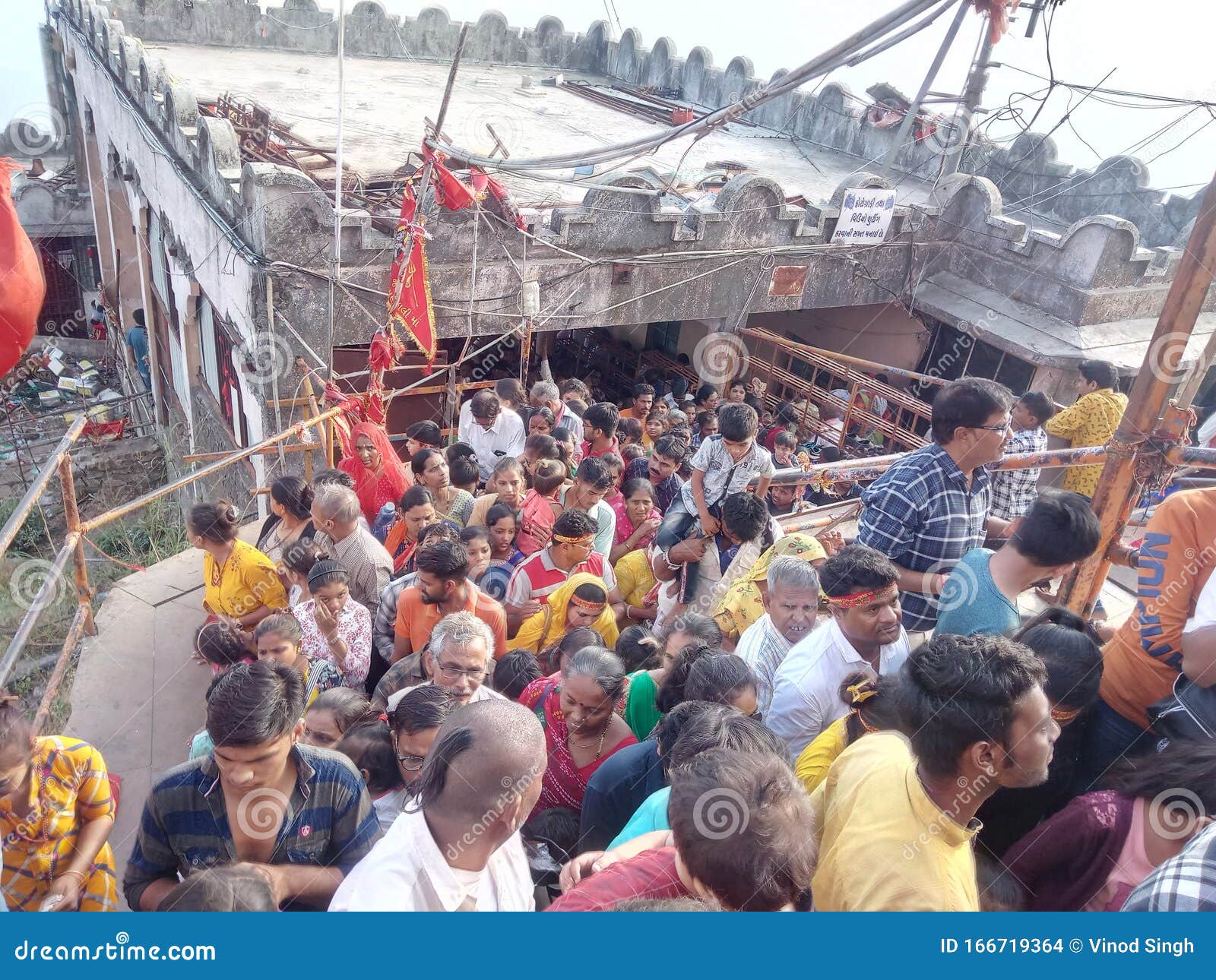 Huge Crowd in Indian Ancient Temple Editorial Stock Image - Image of ...
