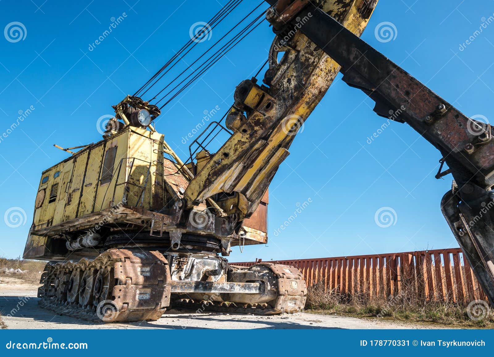Huge Old Rusty Abandoned Mining Excavator Stock Image - Image of ...