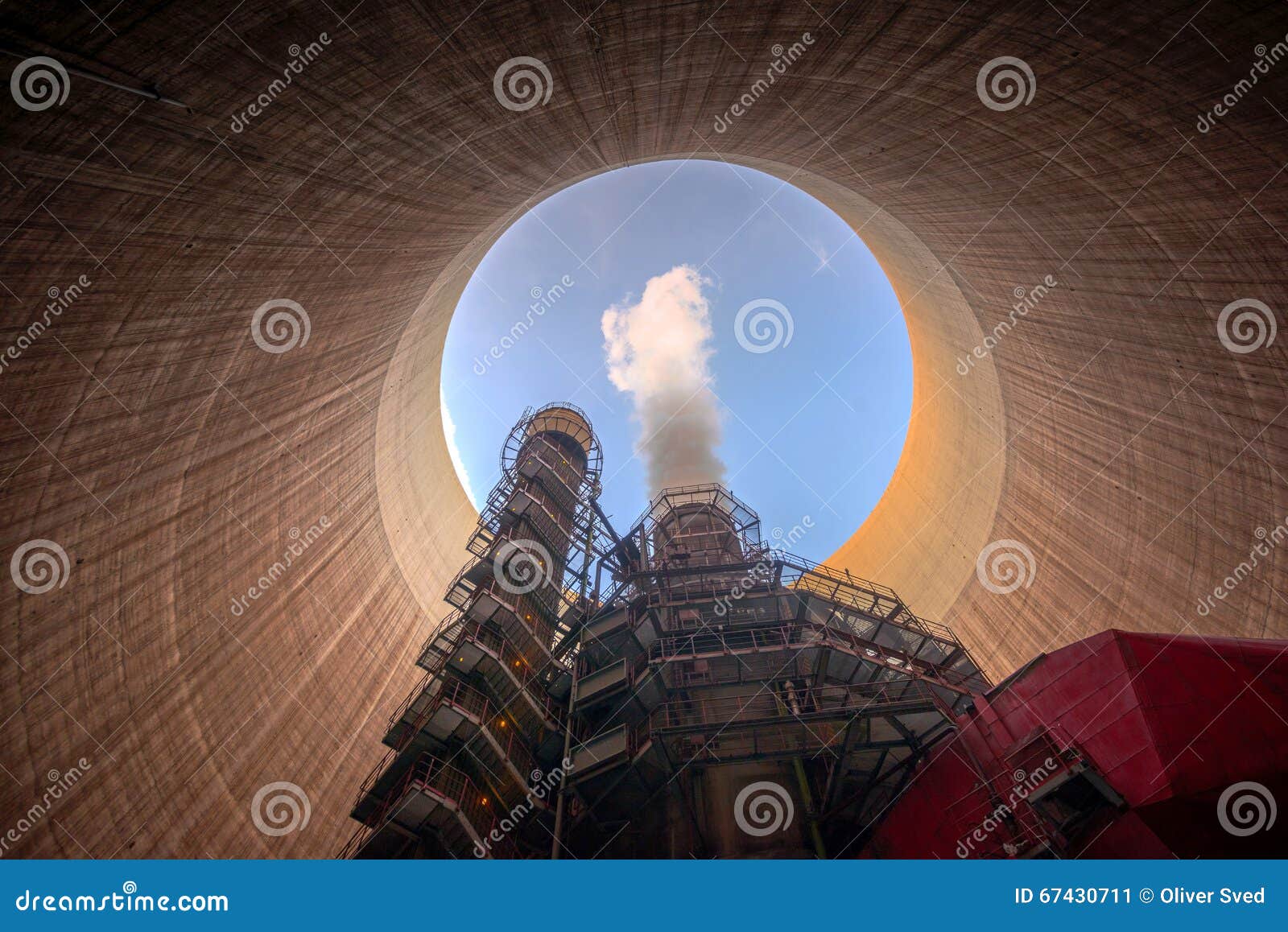 Huge Power Plant Producing Heat Stock Image - Image of station ...