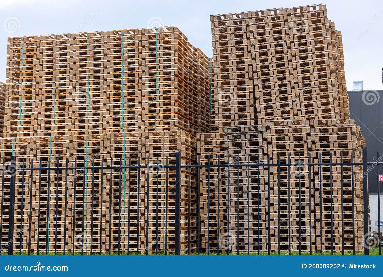 Huge Stack of Wooden Pallets Stock Photo - Image of massive, plank ...