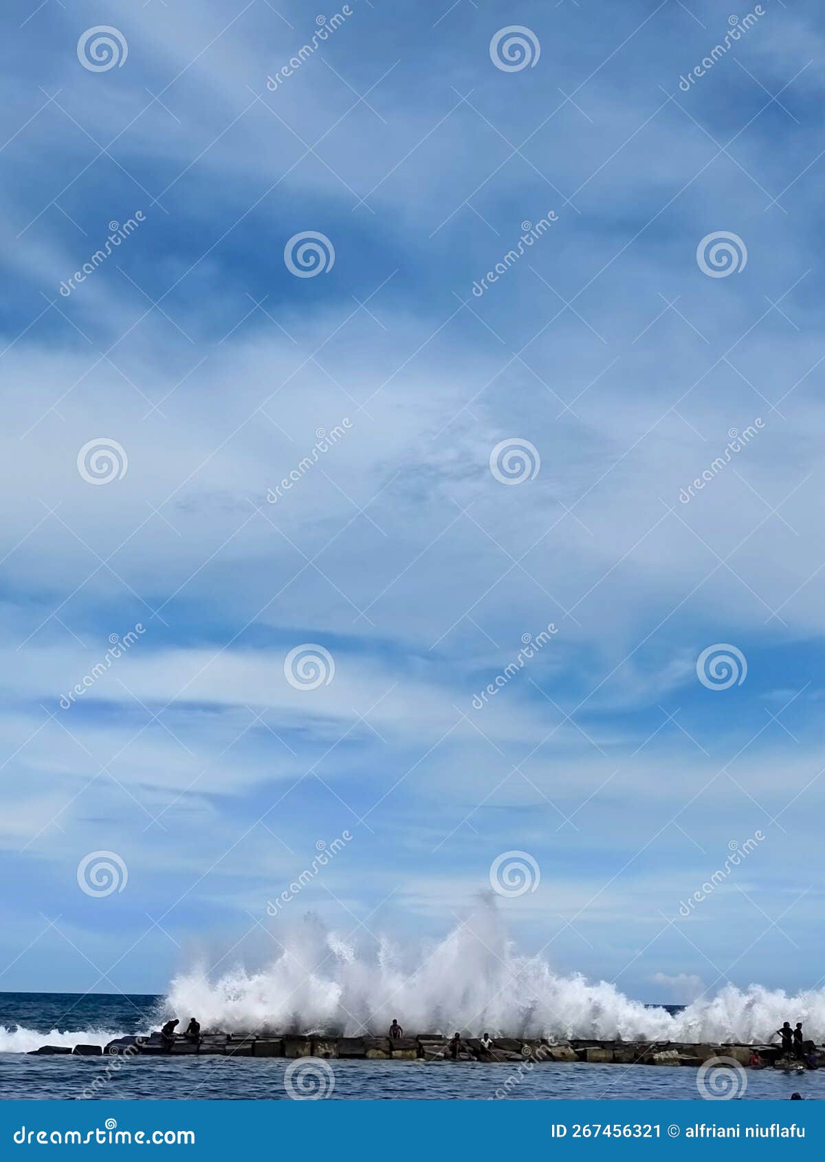 Huge Waves Hit the Beach Barrier Stock Image - Image of freezing, waves ...