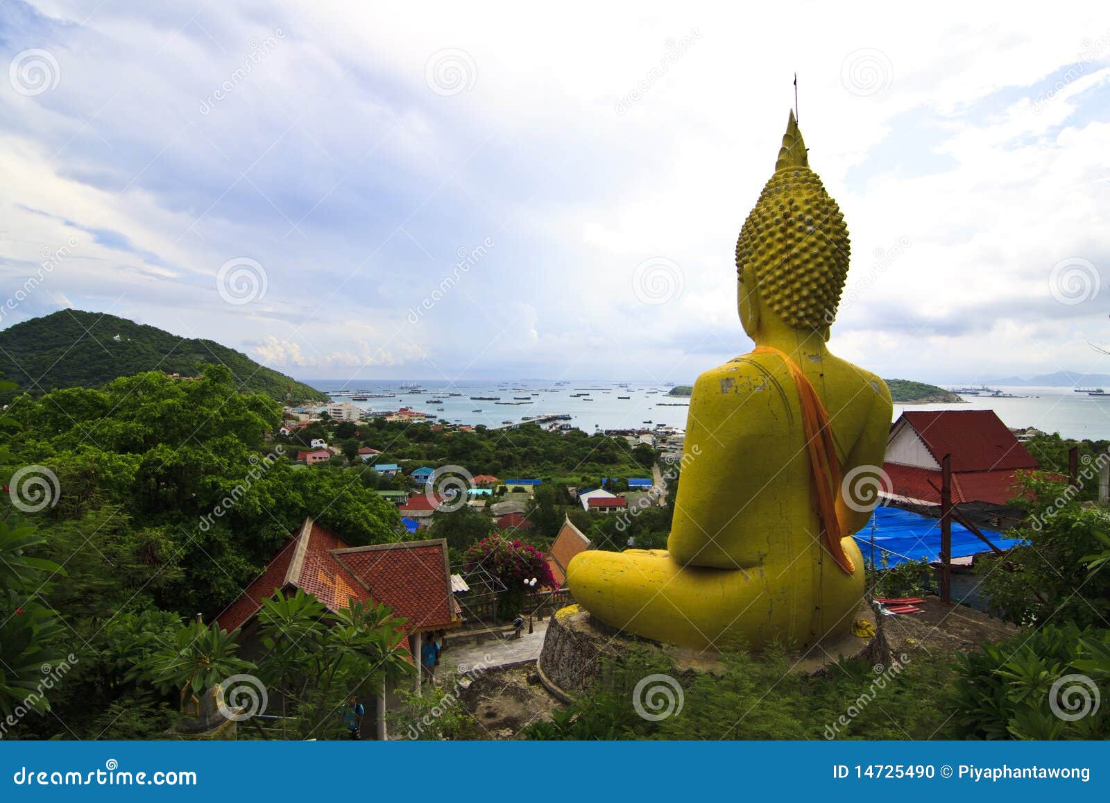 Huge yellow buddha statue stock photo. Image of culture - 14725490