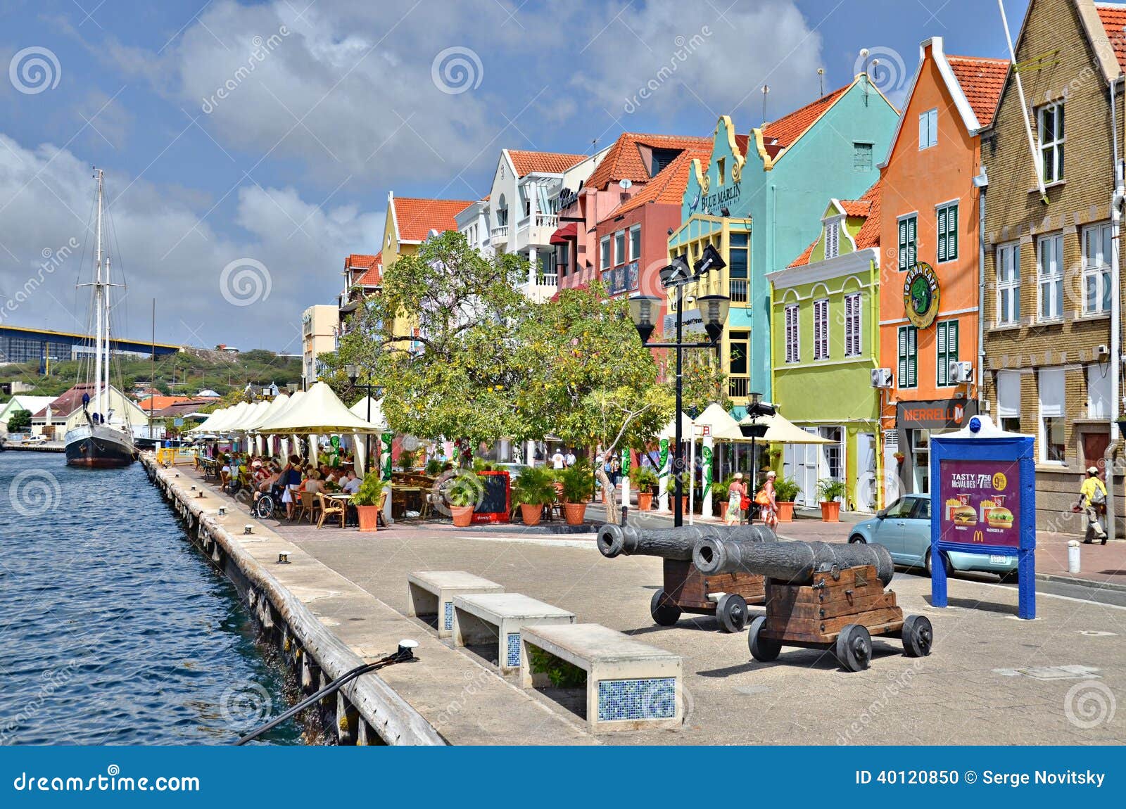 Huizen in Willemstad, Curacao Redactionele Afbeelding - Image of ...