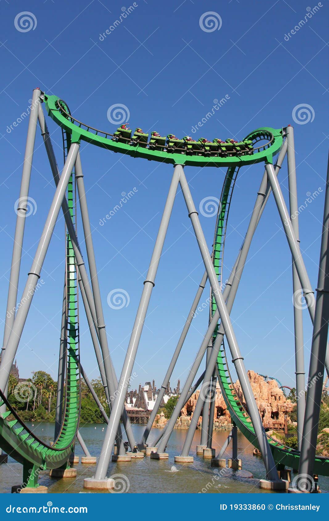 The hulk editorial image. Image of studios, park, islands - 19333860