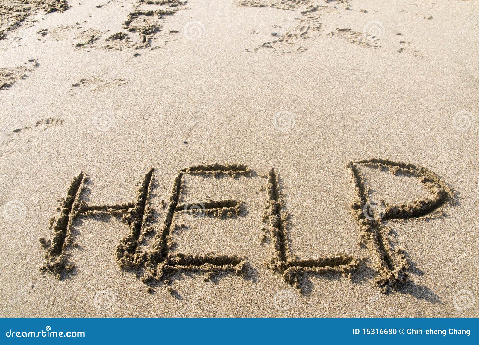 HULP stock foto. Image of hulp, schade, woord, strand - 15316680