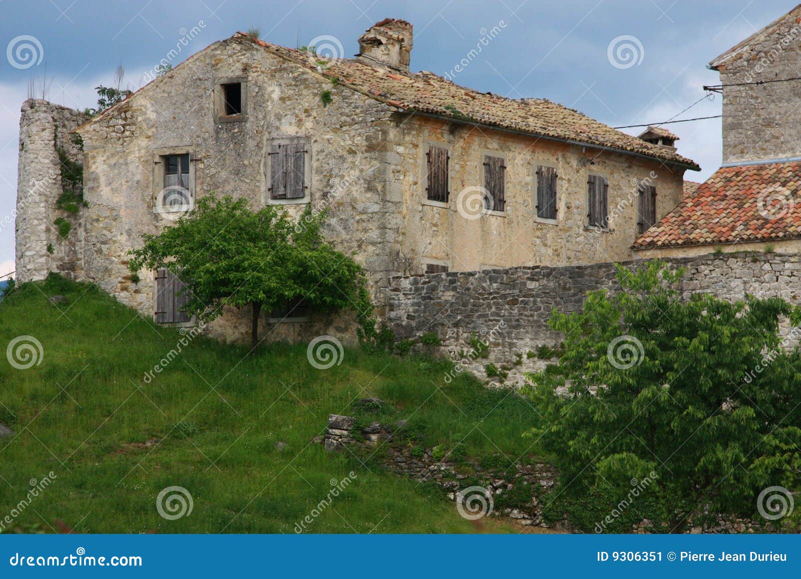 Hum, the smallest town stock image. Image of country, travel - 9306351