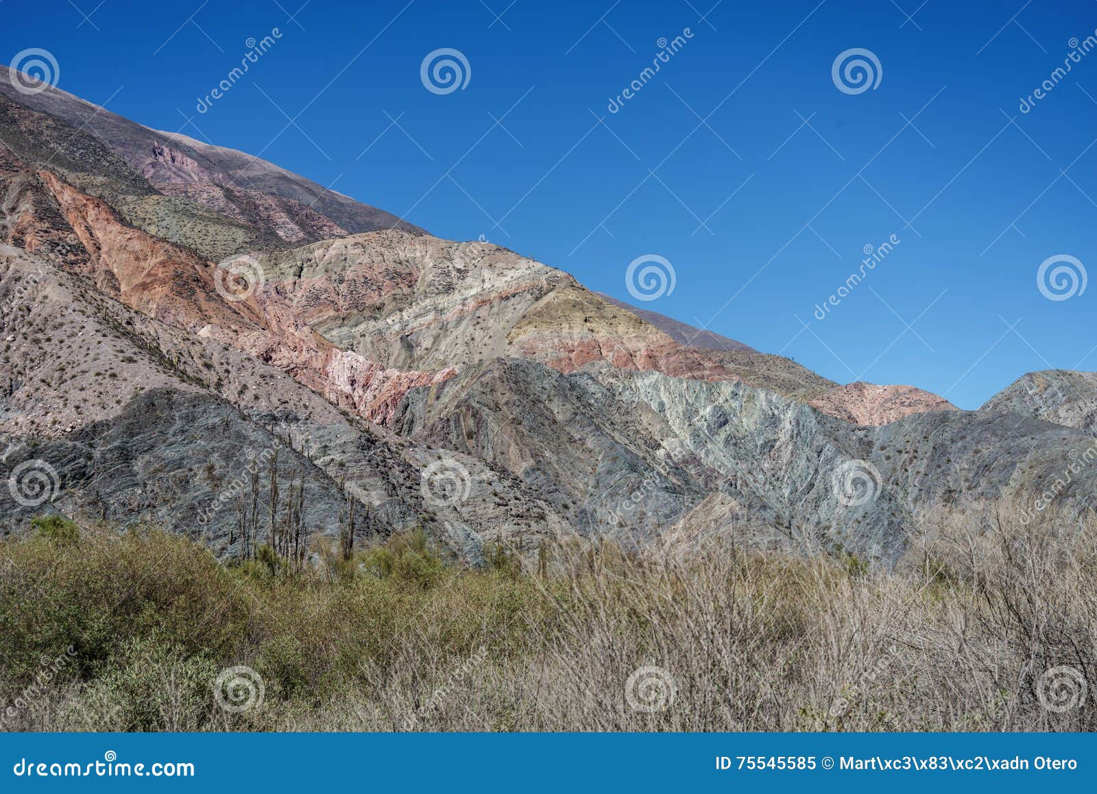 Humahuaca, Jujuy, La Argentina Imagen de archivo - Imagen de cubo ...