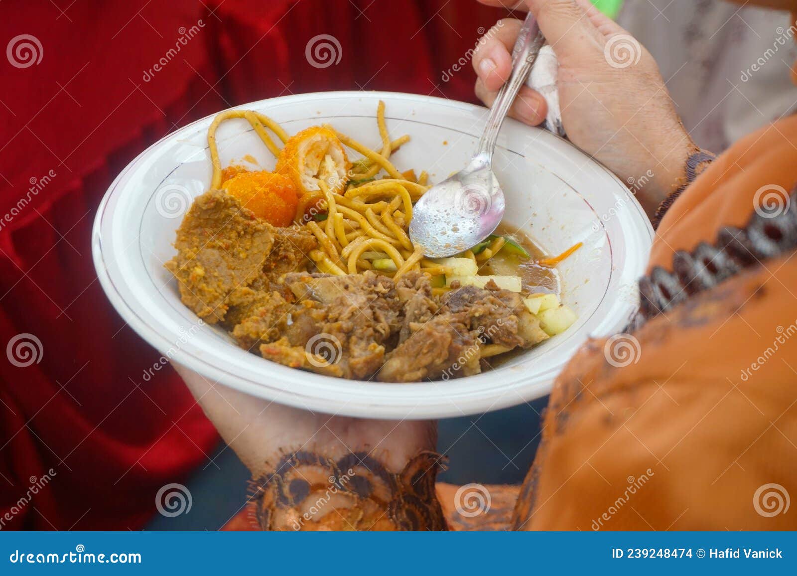 Human Hand Spooning Food on a Plate Stock Photo - Image of soup, meat ...