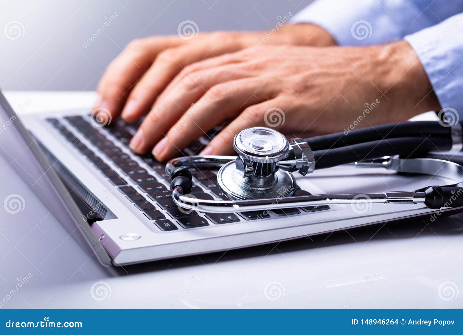 Human Hand Working on Laptop Stock Photo - Image of laptop, desk: 148946264