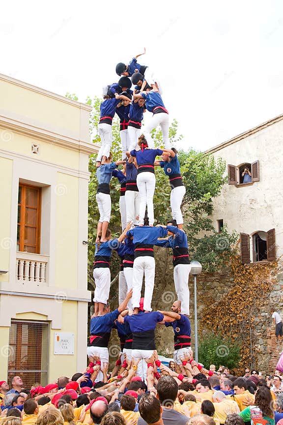 Human pyramid editorial photo. Image of building, catalan - 21215196