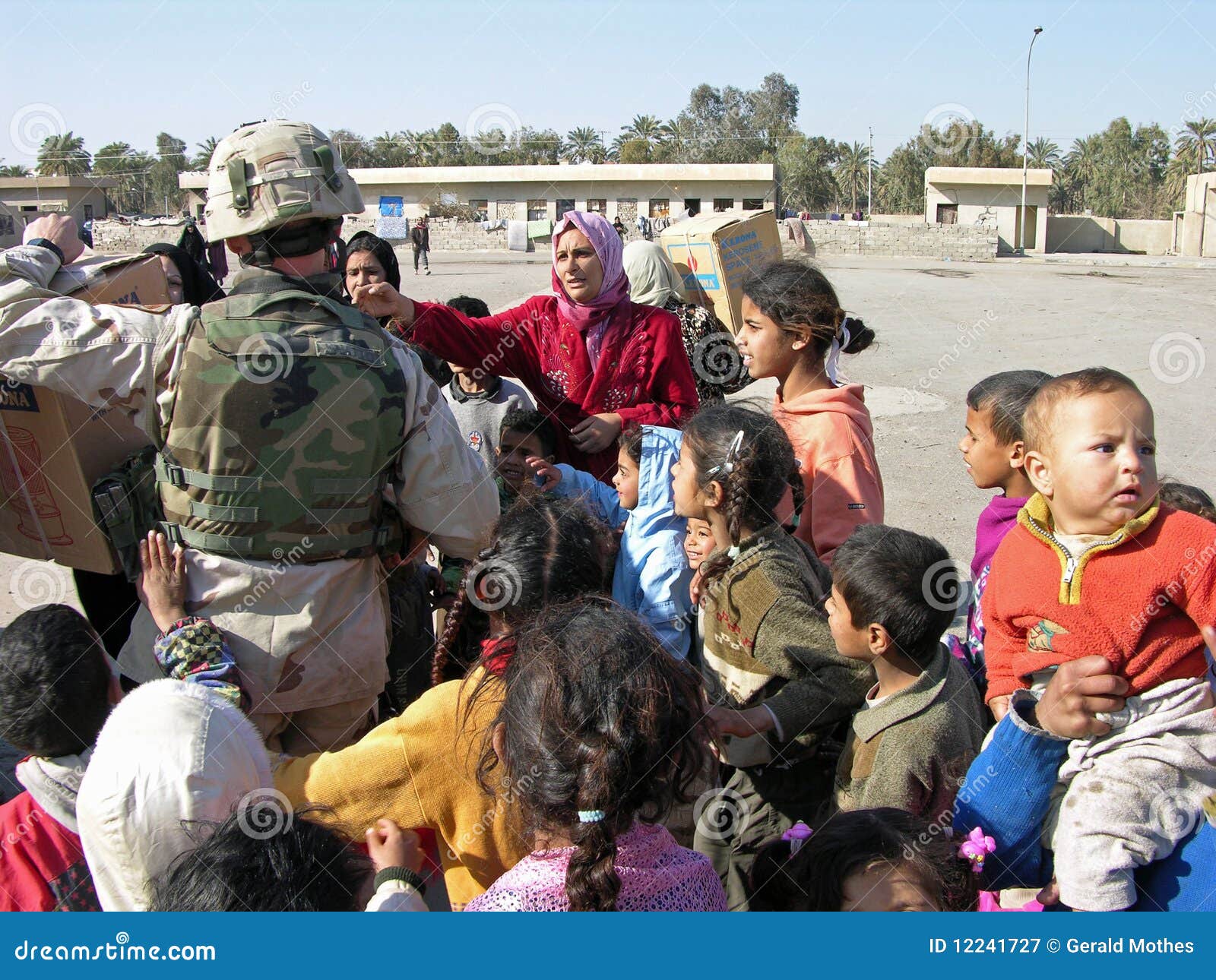 Humanitarian Aid editorial photography. Image of freedom - 12241727