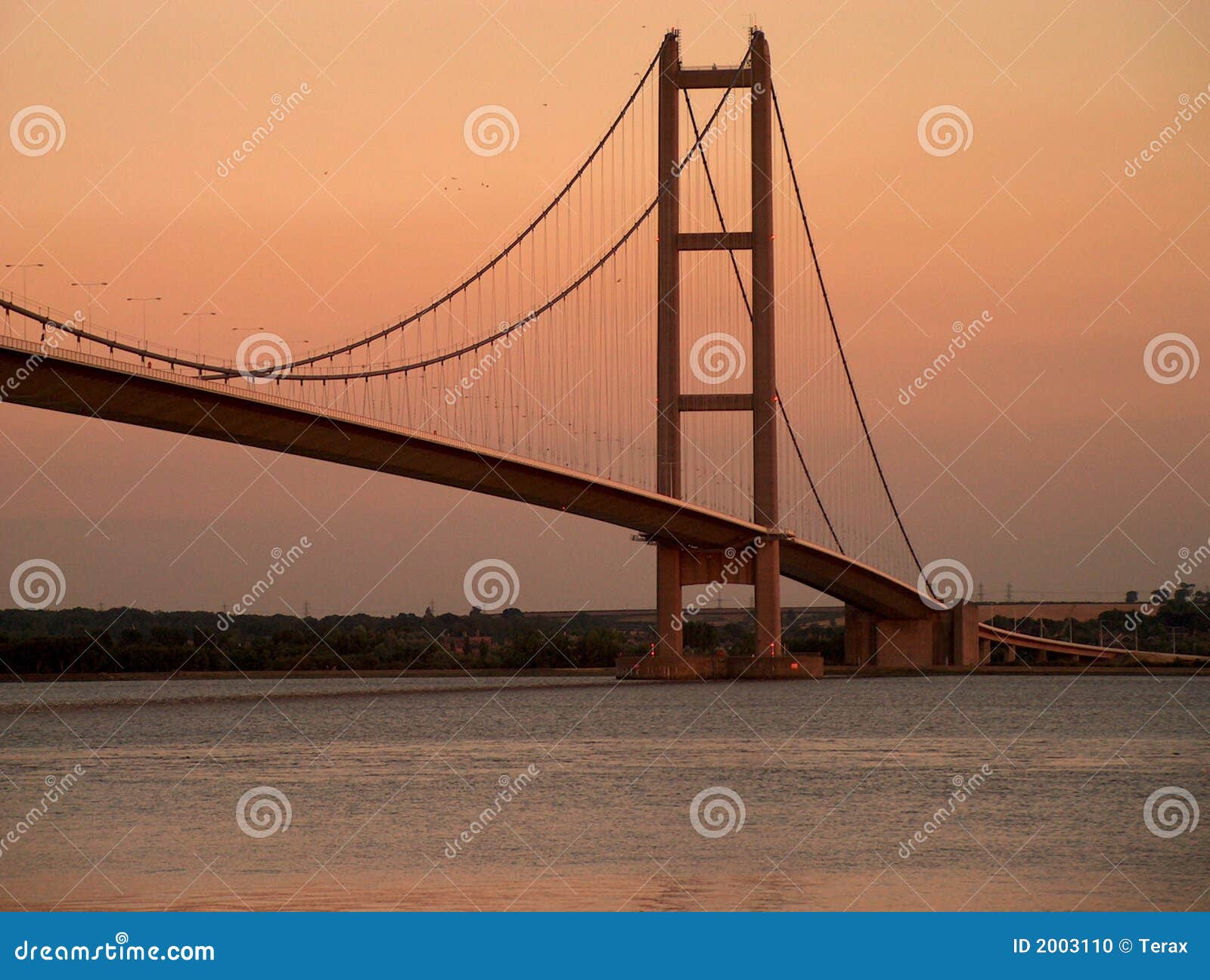 Humber Bridge Stock Photo | CartoonDealer.com #39726792