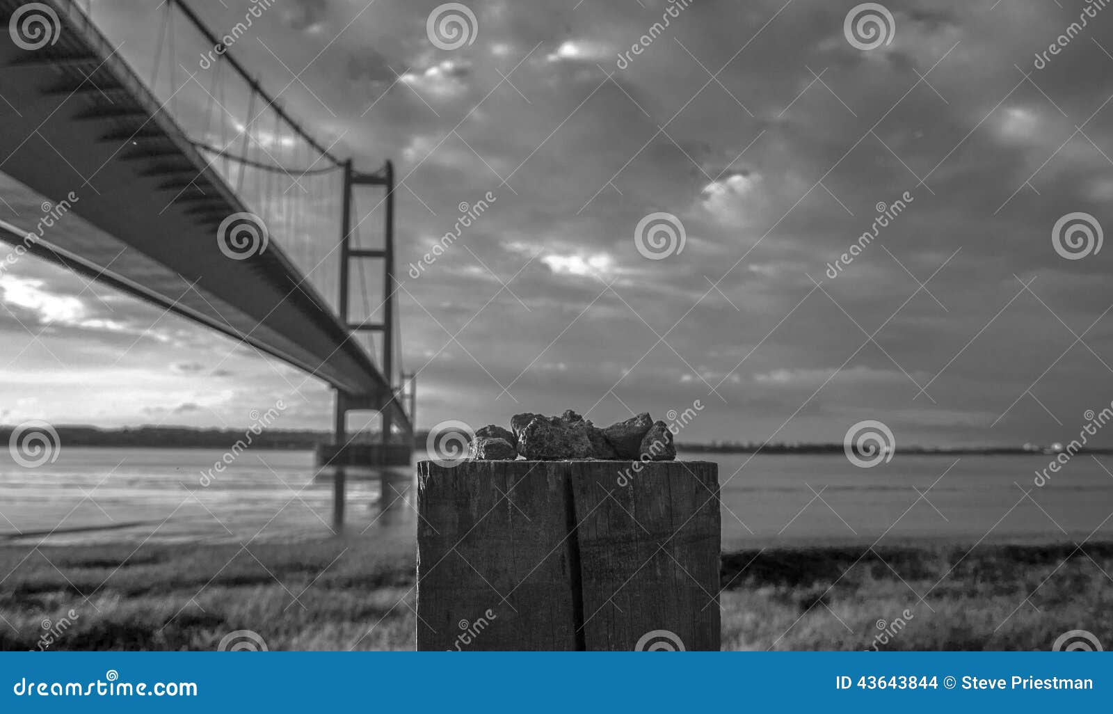 Humber stock photo. Image of sunset, black, showing, white - 43643844