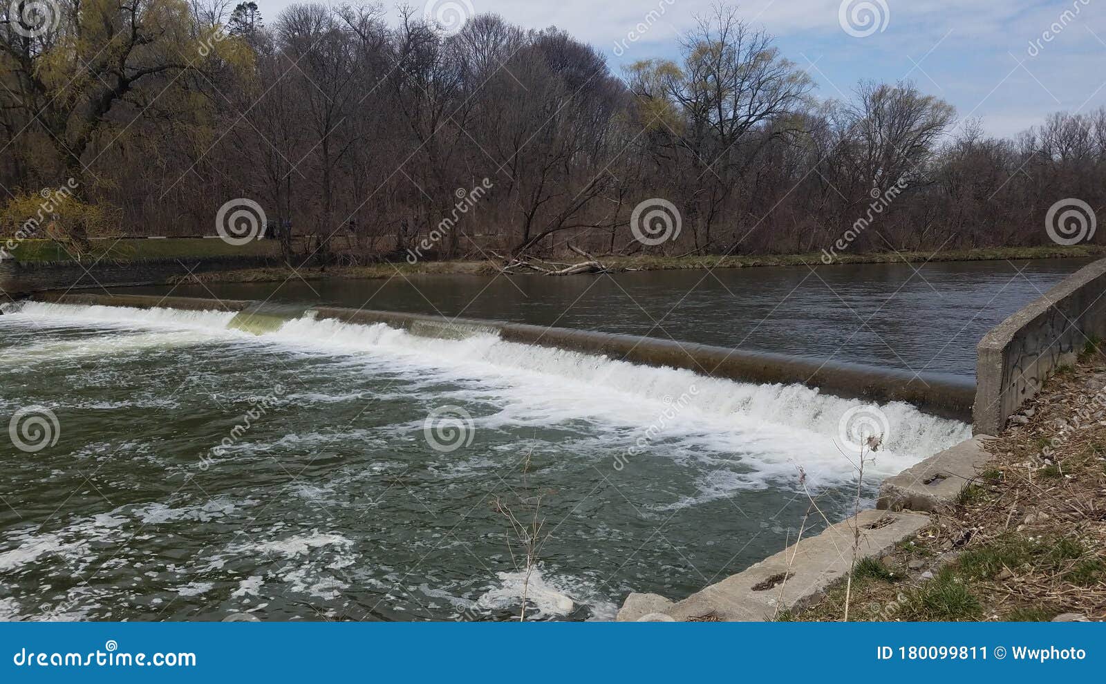 Humber river in spring stock image. Image of harbor - 180099811