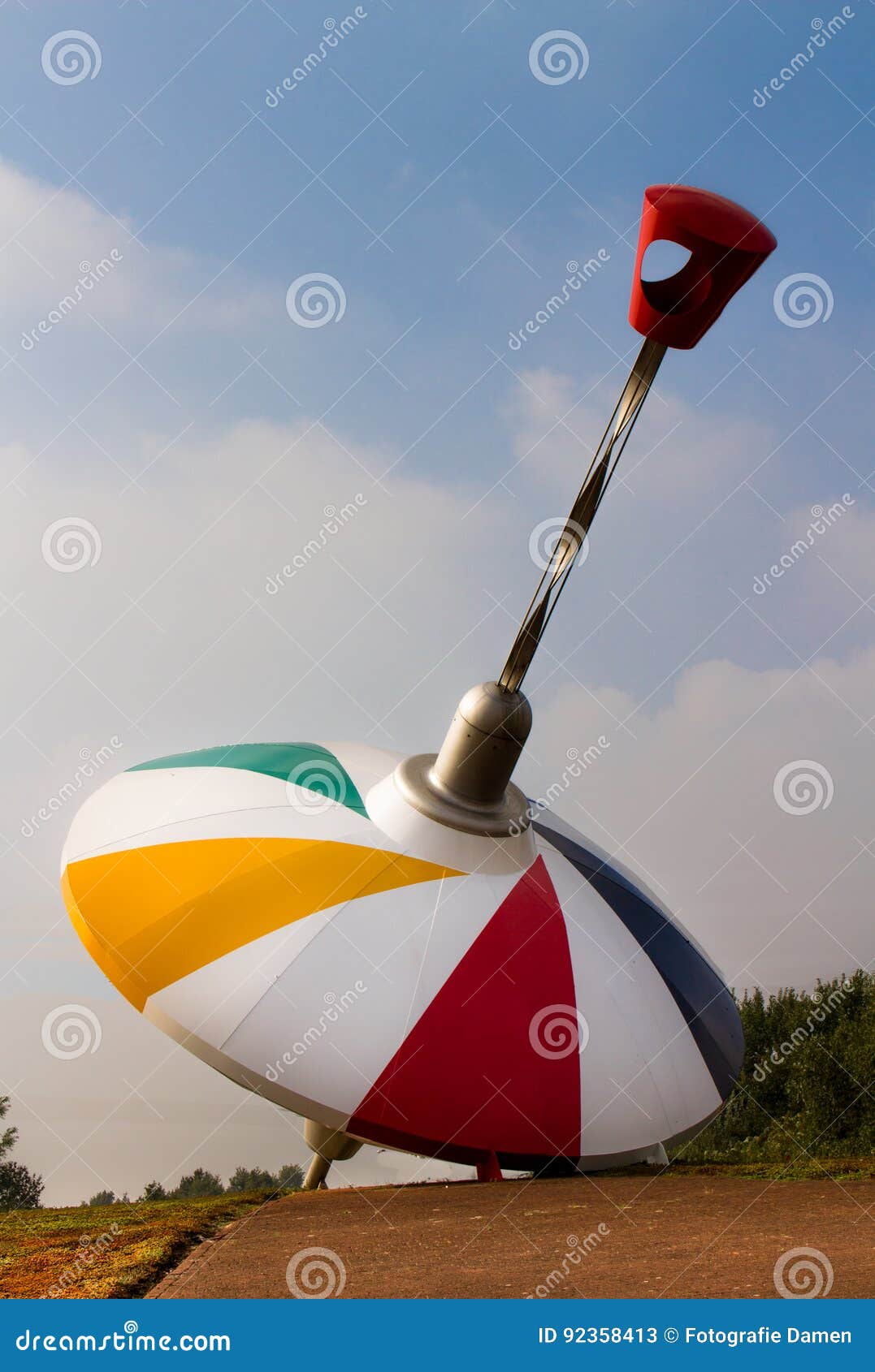 Humming_Top редакционное стоковое фото. изображение насчитывающей ...