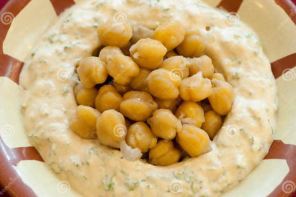 Hummus Beiruti stock image. Image of lebanon, cuisine - 15676883